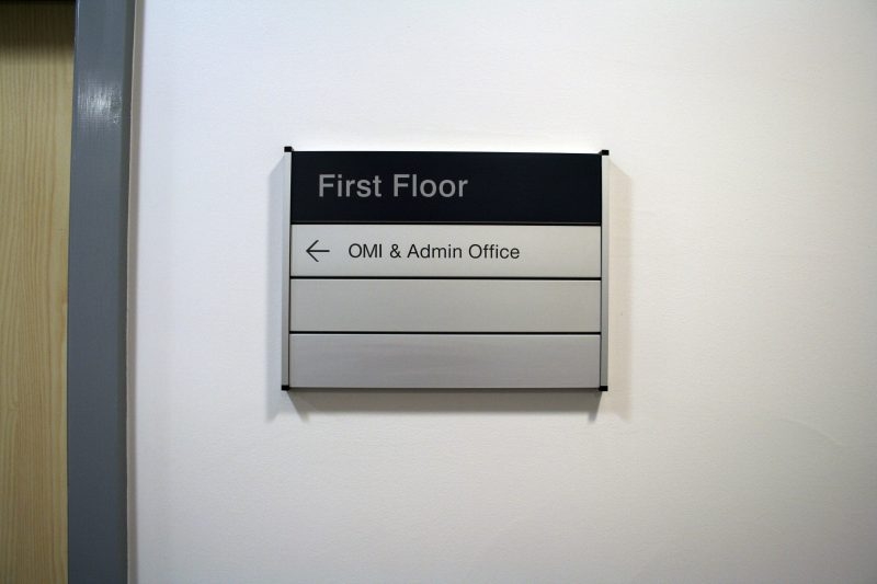 Metal signs & slats - Drewett Signs Oxford